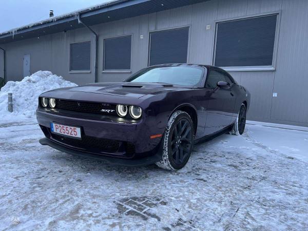 Violet Dodge Challenger 2021 in Klaipeda, with an engine capacity of 3.60 L and mileage of 116 thousand km for 15400 €, photo 1 on AUTOMOTO.COM.LV