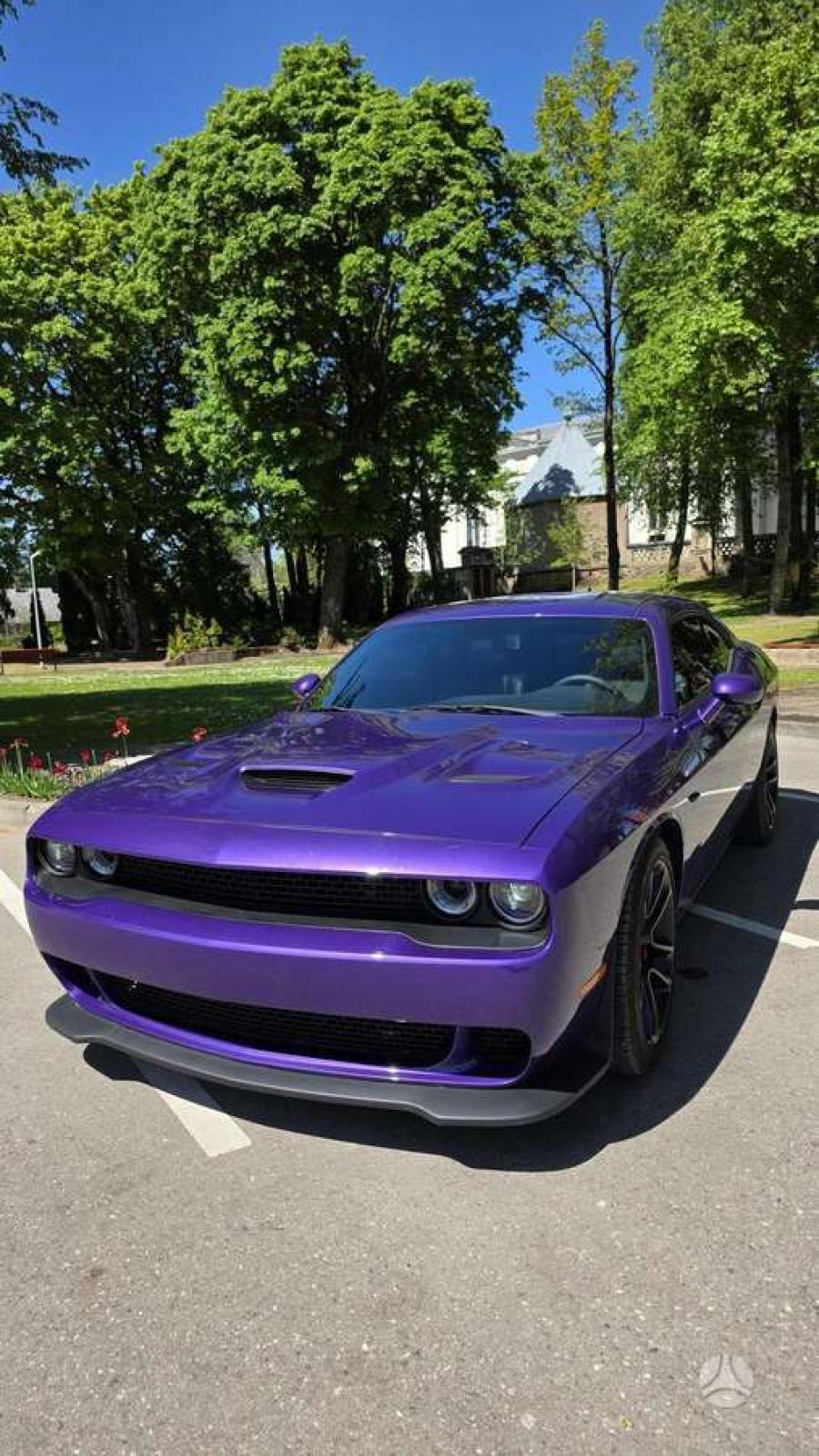 Violet Dodge Challenger 2023 in Gargzdai, with an engine capacity of 6.42 L and mileage of 3 thousand km for 31500 €, photo 8 on AUTOMOTO.COM.LV