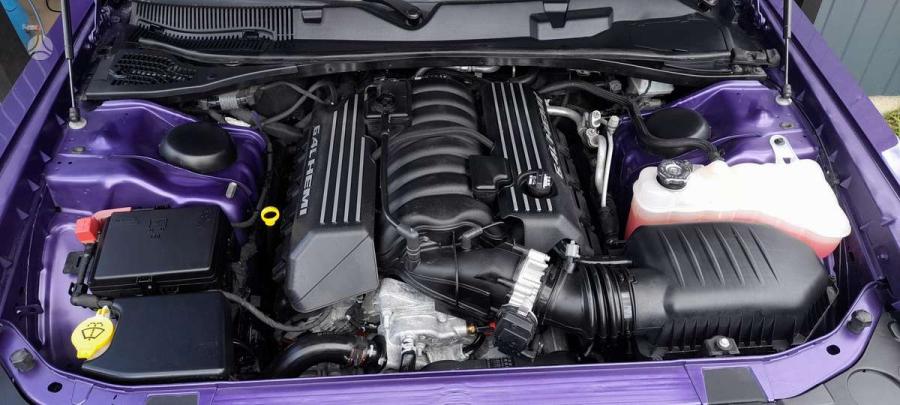 Violet Dodge Challenger 2023 in Gargzdai, with an engine capacity of 6.42 L and mileage of 3 thousand km for 31500 €, photo 11 on AUTOMOTO.COM.LV