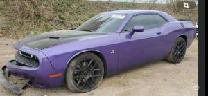 Violets Dodge Challenger 2018 Panevēža, ar dzinēja tilpumu 6.40 L un nobraukumu 78 tūkst. km par 16900 €, foto 1 vietnē AUTOMOTO.COM.LV