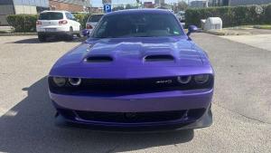 Violet Dodge Challenger 2023 in Panevezys, with an engine capacity of 6.20 L and mileage of 23 thousand km for 56900 €, photo 3 on AUTOMOTO.COM.LV