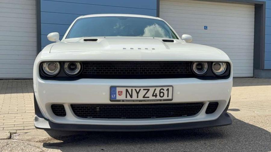 Balts Dodge Challenger 2012 Viļņa, ar dzinēja tilpumu 6.40 L un nobraukumu 185 tūkst. km par 16335 €, foto 3 vietnē AUTOMOTO.COM.LV