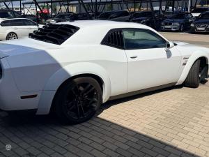Balts Dodge Challenger 2012 Viļņa, ar dzinēja tilpumu 6.40 L un nobraukumu 185 tūkst. km par 16335 €, foto 4 vietnē AUTOMOTO.COM.LV