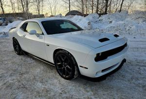 Balts Dodge Challenger 2019 Šauļi, ar dzinēja tilpumu 3.60 L un nobraukumu 85 tūkst. km par 21175 €, foto  vietnē AUTOMOTO.COM.LV