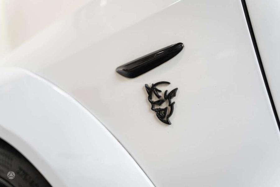Balts Dodge Challenger 2019 Viļņa, ar dzinēja tilpumu 6.42 L un nobraukumu 54 tūkst. km par 45900 €, foto 13 vietnē AUTOMOTO.COM.LV