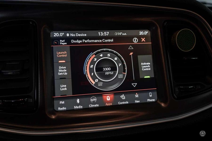 Balts Dodge Challenger 2019 Viļņa, ar dzinēja tilpumu 6.42 L un nobraukumu 54 tūkst. km par 45900 €, foto 32 vietnē AUTOMOTO.COM.LV