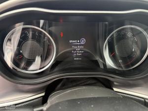 Balts Dodge Challenger 2021 Kretinga, ar dzinēja tilpumu 5.70 L un nobraukumu 88 tūkst. km par 22900 €, foto 12 vietnē AUTOMOTO.COM.LV