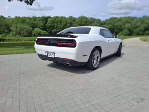 Balts Dodge Challenger 2022 Telšiai, ar dzinēja tilpumu 3.60 L un nobraukumu 73 tūkst. km par 17500 €, foto 10 vietnē AUTOMOTO.COM.LV
