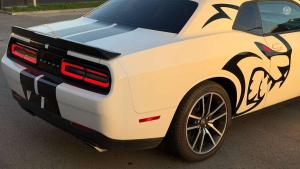 Balts Dodge Challenger 2023 Klaipėda, ar dzinēja tilpumu 5.65 L un nobraukumu 61 tūkst. km par 27900 €, foto 17 vietnē AUTOMOTO.COM.LV