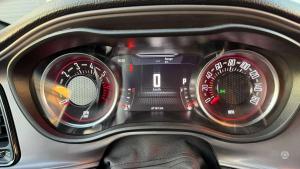 Balts Dodge Challenger 2023 Klaipėda, ar dzinēja tilpumu 5.65 L un nobraukumu 61 tūkst. km par 27900 €, foto 41 vietnē AUTOMOTO.COM.LV