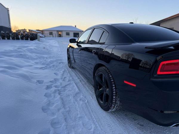 Melns Dodge Charger 2013 Kauņa, ar dzinēja tilpumu 5.65 L un nobraukumu 227 tūkst. km par 12900 €, foto 6 vietnē AUTOMOTO.COM.LV