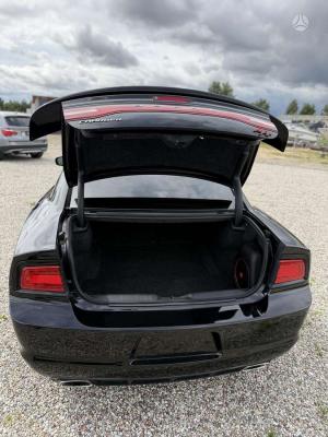 Melns Dodge Charger 2013 Kauņa, ar dzinēja tilpumu 5.65 L un nobraukumu 227 tūkst. km par 12999 €, foto 7 vietnē AUTOMOTO.COM.LV