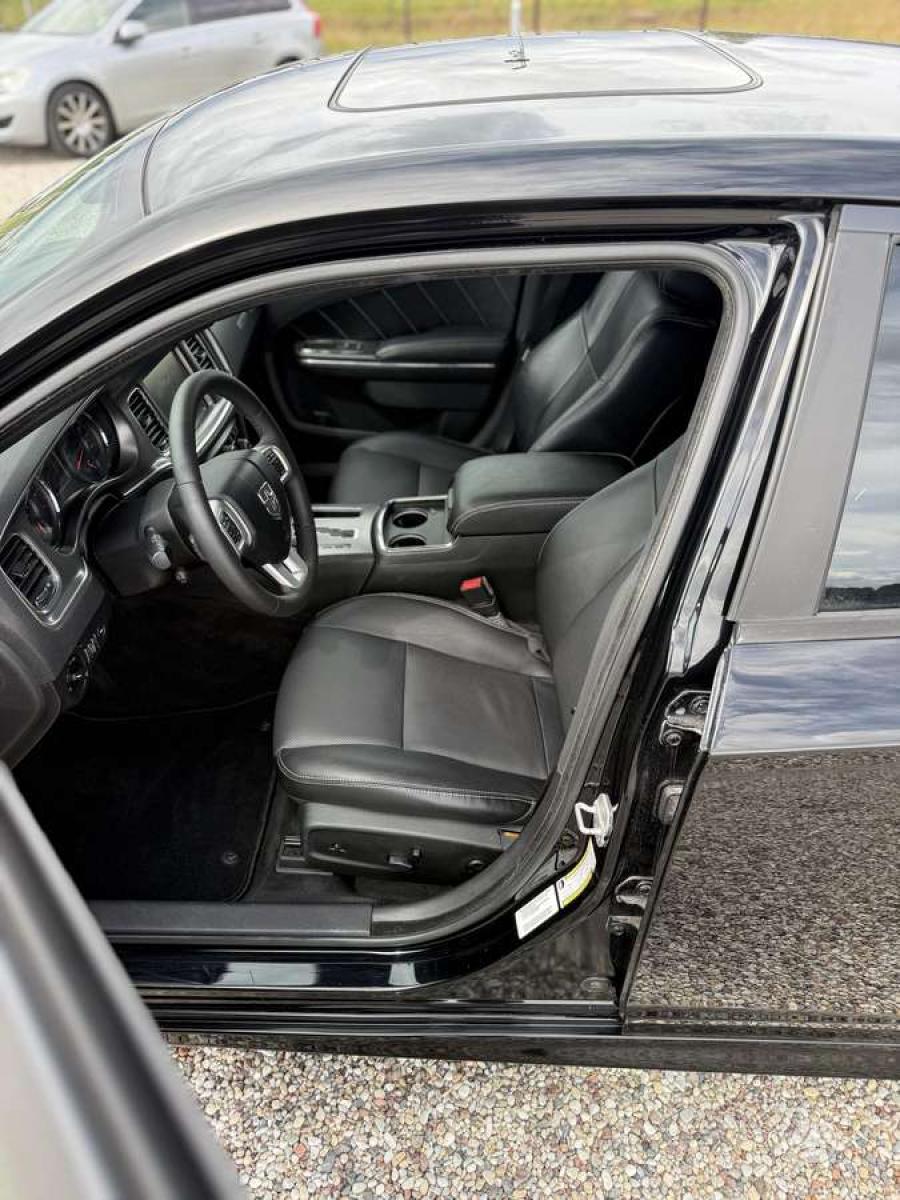 Melns Dodge Charger 2013 Kauņa, ar dzinēja tilpumu 5.65 L un nobraukumu 227 tūkst. km par 12999 €, foto 11 vietnē AUTOMOTO.COM.LV