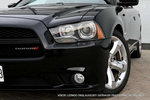 Melns Dodge Charger 2015 Kretinga, ar dzinēja tilpumu 5.70 L un nobraukumu 227 tūkst. km par 13499 €, foto 5 vietnē AUTOMOTO.COM.LV