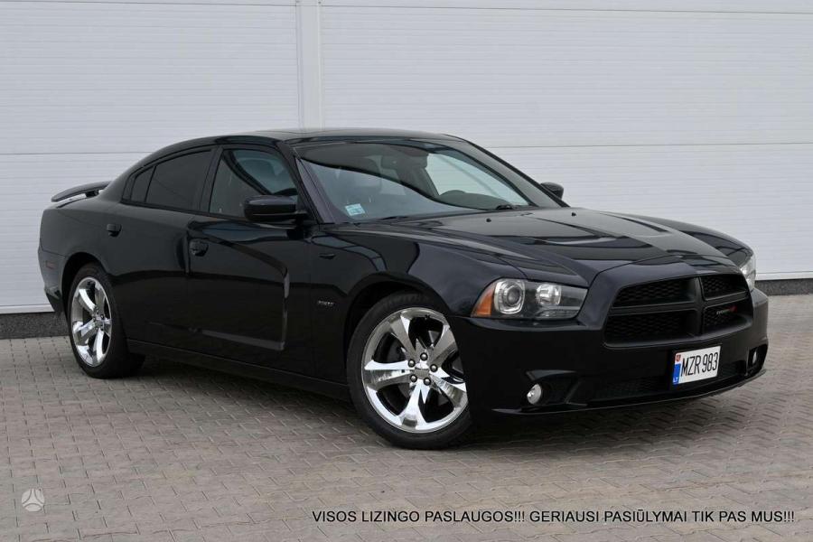 Black Dodge Charger 2015 in Kretinga, with an engine capacity of 5.70 L and mileage of 227 thousand km for 12499 €, photo 1 on AUTOMOTO.COM.LV