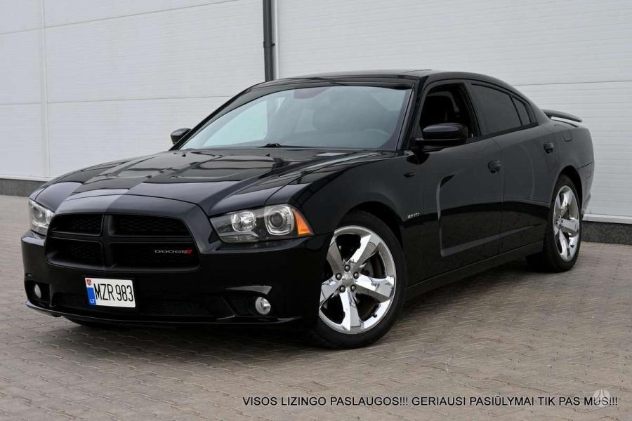 Black Dodge Charger 2015 in Kretinga, with an engine capacity of 5.70 L and mileage of 227 thousand km for 12499 €, photo 4 on AUTOMOTO.COM.LV