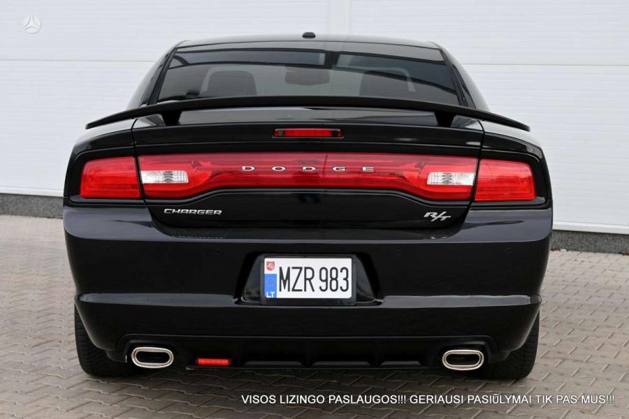 Black Dodge Charger 2015 in Kretinga, with an engine capacity of 5.70 L and mileage of 227 thousand km for 12499 €, photo 8 on AUTOMOTO.COM.LV