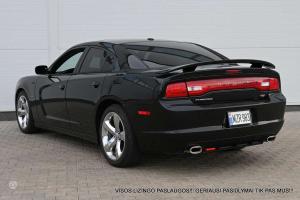 Black Dodge Charger 2015 in Kretinga, with an engine capacity of 5.70 L and mileage of 227 thousand km for 12499 €, photo 9 on AUTOMOTO.COM.LV