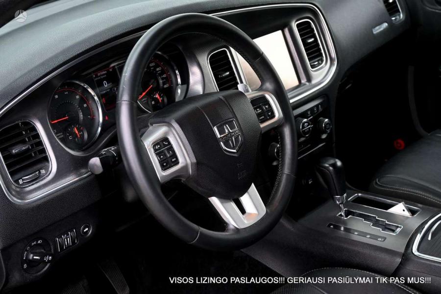 Black Dodge Charger 2015 in Kretinga, with an engine capacity of 5.70 L and mileage of 227 thousand km for 12499 €, photo 23 on AUTOMOTO.COM.LV