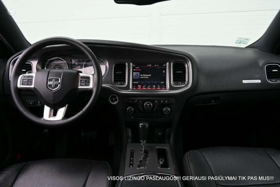 Black Dodge Charger 2015 in Kretinga, with an engine capacity of 5.70 L and mileage of 227 thousand km for 12499 €, photo 30 on AUTOMOTO.COM.LV
