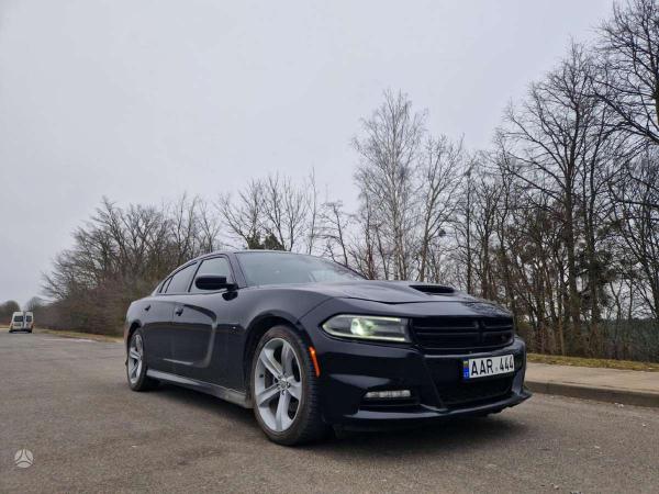 Melns Dodge Charger 2016 Alīta, ar dzinēja tilpumu 5.70 L un nobraukumu 270 tūkst. km par 19000 €, foto 7 vietnē AUTOMOTO.COM.LV