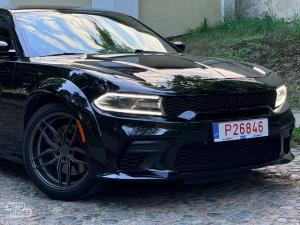 Black Dodge Charger 2016 in Vilnius, with an engine capacity of 5.70 L and mileage of 266 thousand km for 12500 €, photo 8 on AUTOMOTO.COM.LV