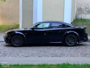 Black Dodge Charger 2016 in Vilnius, with an engine capacity of 5.70 L and mileage of 266 thousand km for 12500 €, photo 12 on AUTOMOTO.COM.LV