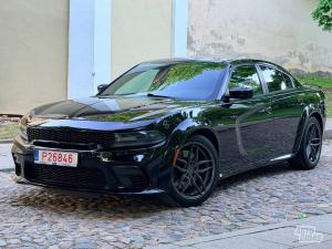 Black Dodge Charger 2016 in Vilnius, with an engine capacity of 5.70 L and mileage of 266 thousand km for 12500 €, photo 13 on AUTOMOTO.COM.LV