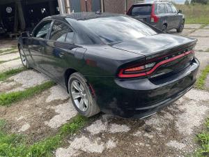 Melns Dodge Charger 2016 Alīta, ar dzinēja tilpumu 3.60 L un nobraukumu 242 tūkst. km par 7300 €, foto 6 vietnē AUTOMOTO.COM.LV
