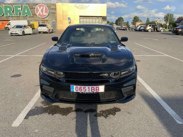 Melns Dodge Charger 2018 Kauņa, ar dzinēja tilpumu 3.60 L un nobraukumu 150 tūkst. km par 20000 €, foto 2 vietnē AUTOMOTO.COM.LV