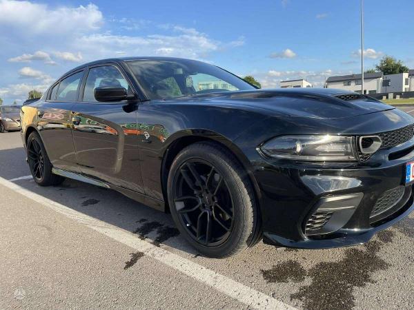 Melns Dodge Charger 2018 Kauņa, ar dzinēja tilpumu 3.60 L un nobraukumu 150 tūkst. km par 20000 €, foto 4 vietnē AUTOMOTO.COM.LV