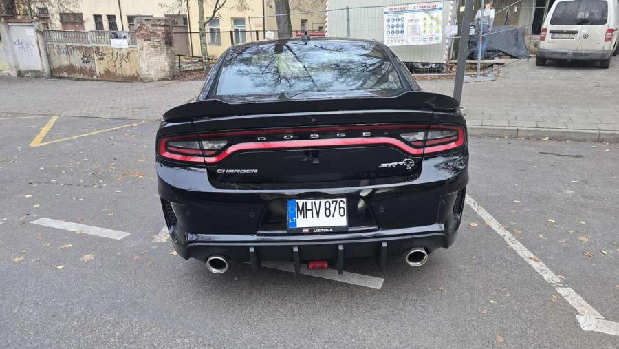 Melns Dodge Charger 2018 Kauņa, ar dzinēja tilpumu 3.60 L un nobraukumu 150 tūkst. km par 20000 €, foto 16 vietnē AUTOMOTO.COM.LV
