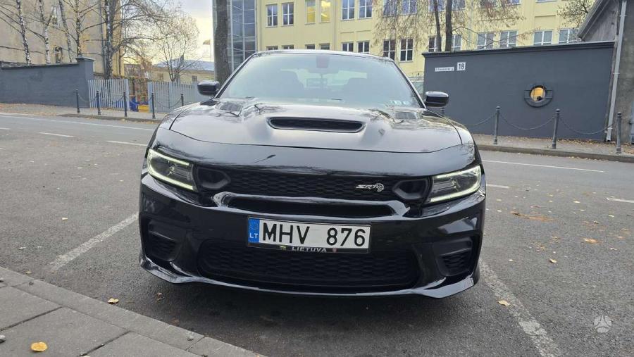 Melns Dodge Charger 2018 Kauņa, ar dzinēja tilpumu 3.60 L un nobraukumu 150 tūkst. km par 20000 €, foto 25 vietnē AUTOMOTO.COM.LV