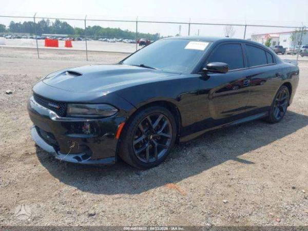 Melns Dodge Charger 2019 Klaipėda, ar dzinēja tilpumu 5.65 L un nobraukumu 83 tūkst. km par 7700 €, foto 2 vietnē AUTOMOTO.COM.LV