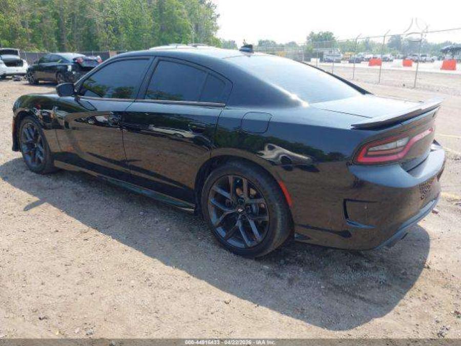 Melns Dodge Charger 2019 Klaipėda, ar dzinēja tilpumu 5.65 L un nobraukumu 83 tūkst. km par 7700 €, foto 4 vietnē AUTOMOTO.COM.LV