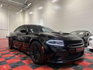 Melns Dodge Charger 2021 Viļņa, ar dzinēja tilpumu 6.42 L un nobraukumu 74 tūkst. km par 35999 €, foto 4 vietnē AUTOMOTO.COM.LV