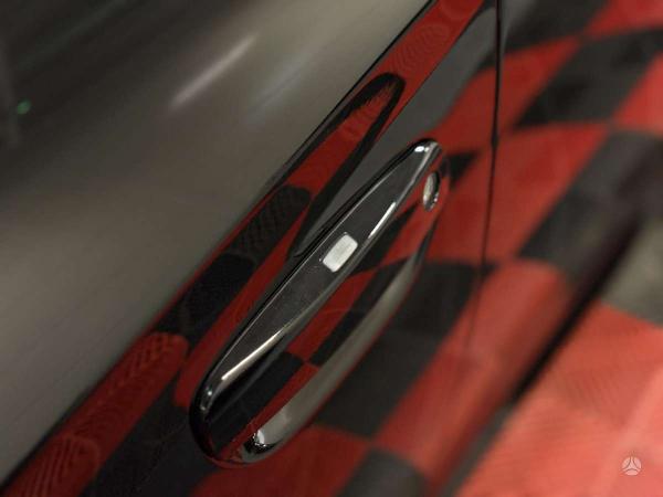 Melns Dodge Charger 2021 Viļņa, ar dzinēja tilpumu 6.42 L un nobraukumu 74 tūkst. km par 35999 €, foto 10 vietnē AUTOMOTO.COM.LV