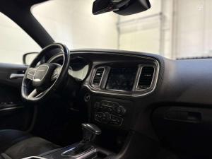 Melns Dodge Charger 2021 Viļņa, ar dzinēja tilpumu 6.42 L un nobraukumu 74 tūkst. km par 35999 €, foto 19 vietnē AUTOMOTO.COM.LV