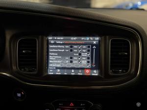 Melns Dodge Charger 2021 Viļņa, ar dzinēja tilpumu 6.42 L un nobraukumu 74 tūkst. km par 35999 €, foto 31 vietnē AUTOMOTO.COM.LV