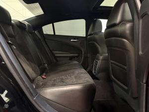 Melns Dodge Charger 2021 Viļņa, ar dzinēja tilpumu 6.42 L un nobraukumu 74 tūkst. km par 35999 €, foto 35 vietnē AUTOMOTO.COM.LV
