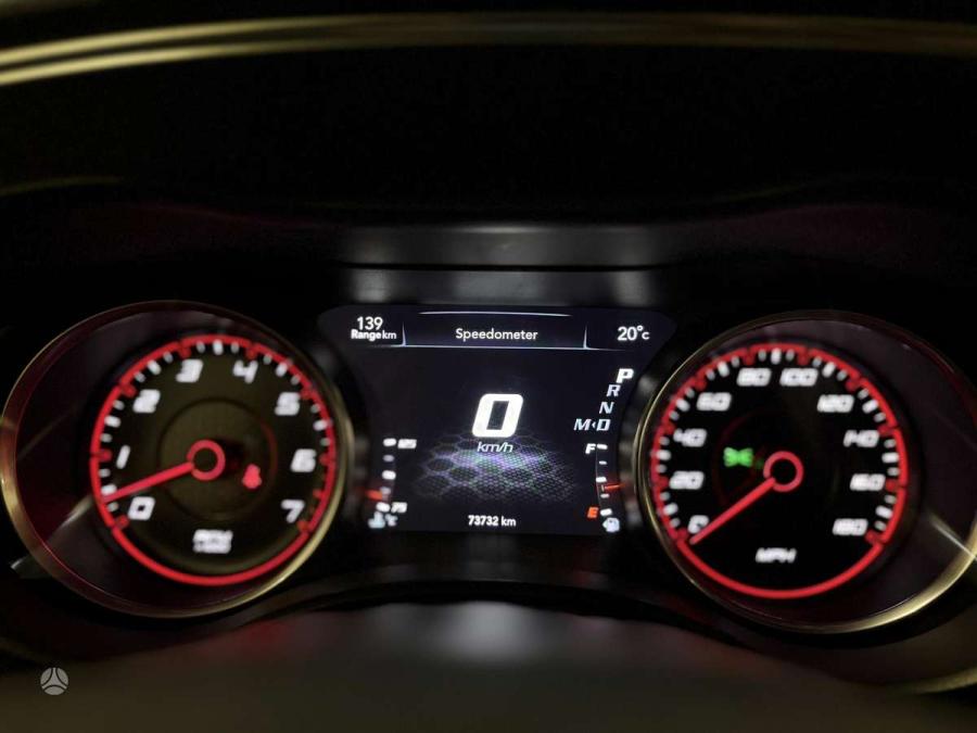 Black Dodge Charger 2021 in Vilnius, with an engine capacity of 6.42 L and mileage of 74 thousand km for 34999 €, photo 23 on AUTOMOTO.COM.LV