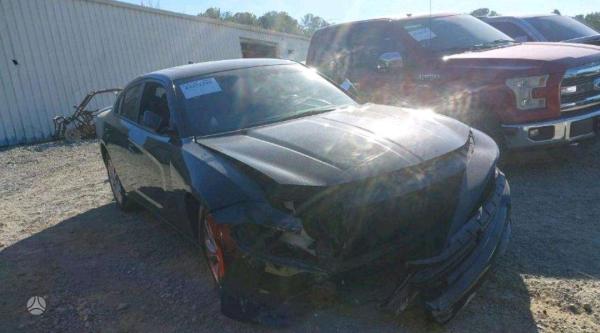 Black Dodge Charger 2022 in Kaunas, with an engine capacity of 3.60 L and mileage of 57 thousand km for 10648 €, photo 2 on AUTOMOTO.COM.LV