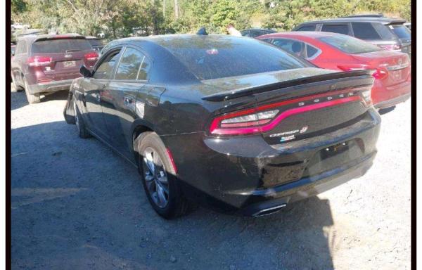 Black Dodge Charger 2022 in Kaunas, with an engine capacity of 3.60 L and mileage of 57 thousand km for 10648 €, photo 3 on AUTOMOTO.COM.LV