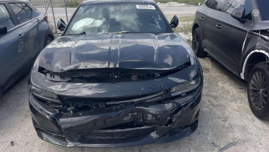Black Dodge Charger 2023 in Siauliai, with an engine capacity of 3.60 L and mileage of 30 thousand km for 11500 €, photo 16 on AUTOMOTO.COM.LV