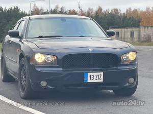 Zils Dodge Charger 2006 Tallina, ar dzinēja tilpumu 3.50 L un nobraukumu 166 tūkst. km par 3000 €, foto  vietnē AUTOMOTO.COM.LV