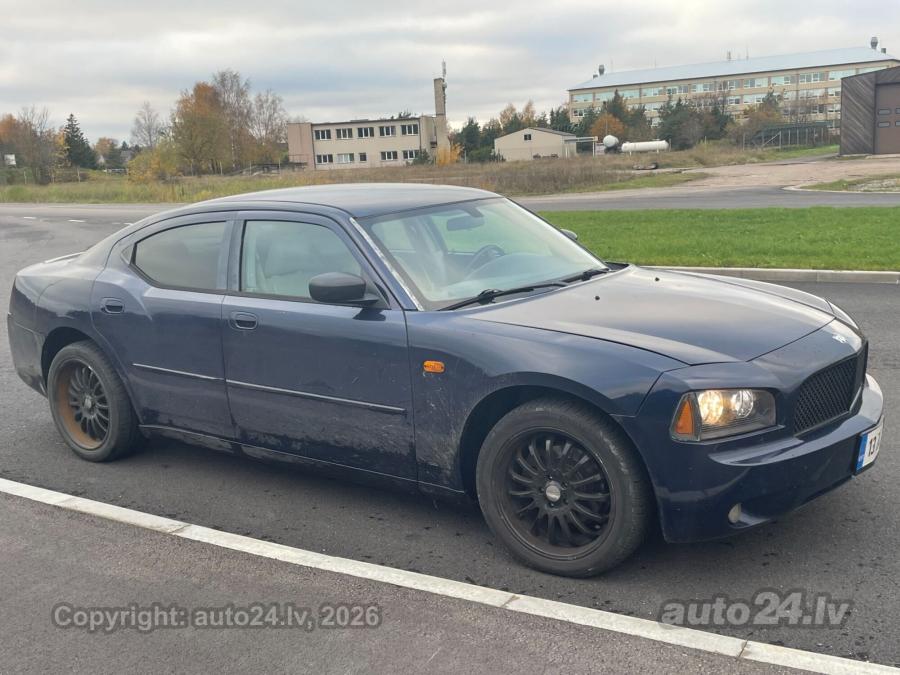 Zils Dodge Charger 2006 Tallina, ar dzinēja tilpumu 3.50 L un nobraukumu 166 tūkst. km par 3000 €, foto 5 vietnē AUTOMOTO.COM.LV