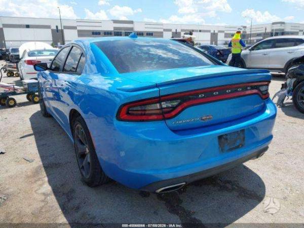 Blue Dodge Charger 2015 in Klaipeda, with an engine capacity of 3.60 L and mileage of 176 thousand km for 6000 €, photo 5 on AUTOMOTO.COM.LV