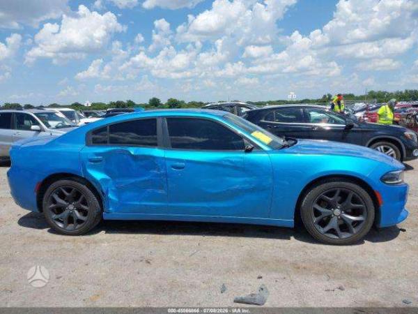 Blue Dodge Charger 2015 in Klaipeda, with an engine capacity of 3.60 L and mileage of 176 thousand km for 6000 €, photo 8 on AUTOMOTO.COM.LV