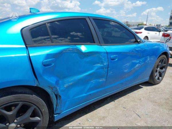 Blue Dodge Charger 2015 in Klaipeda, with an engine capacity of 3.60 L and mileage of 176 thousand km for 6000 €, photo 10 on AUTOMOTO.COM.LV