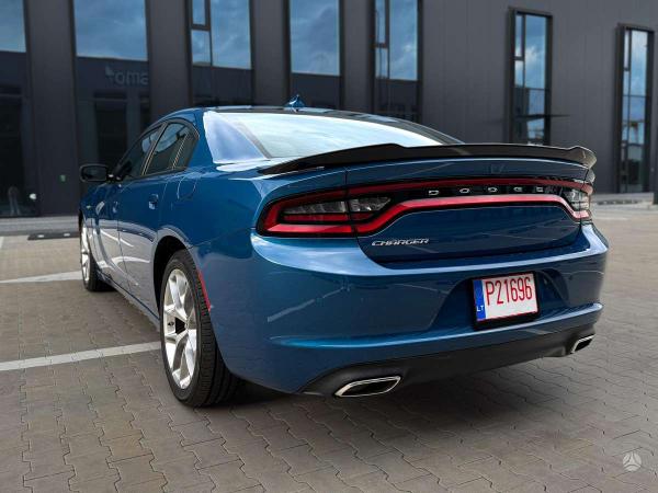 Zils Dodge Charger 2022 Viļņa, ar dzinēja tilpumu 3.60 L un nobraukumu 58 tūkst. km par 24200 €, foto 7 vietnē AUTOMOTO.COM.LV